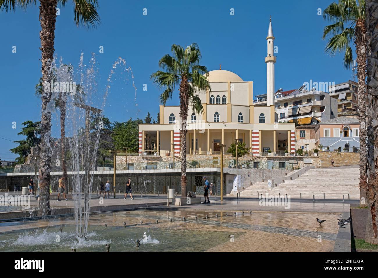 The Grand Mosque of Durrës / New Mosque / Xhamia e Madhe, historic ...