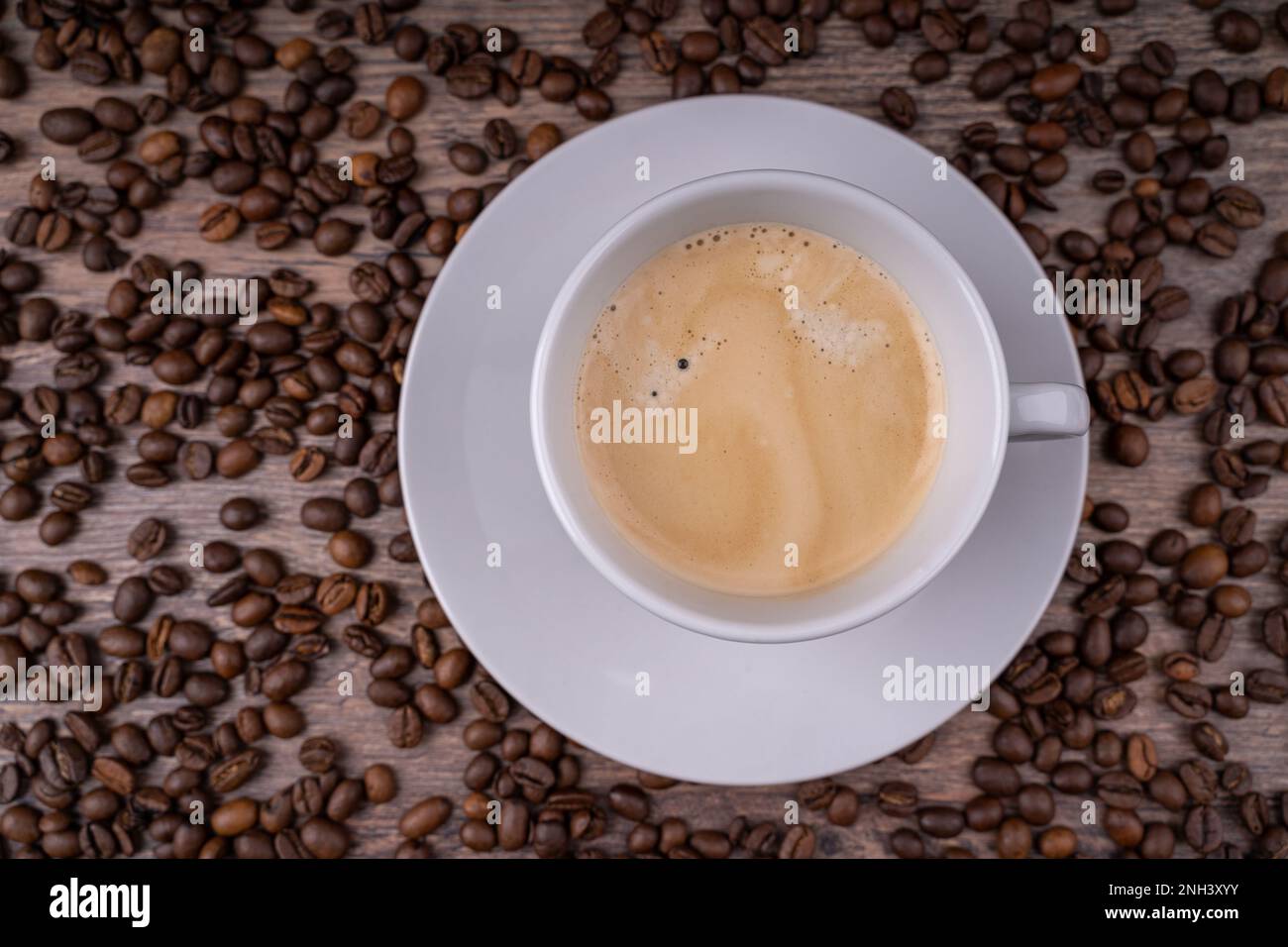 Cafe crema coffee beans hi-res stock photography and images - Alamy