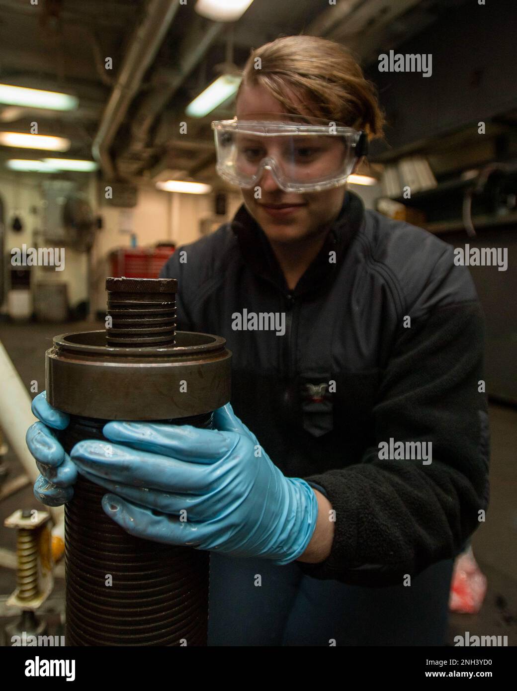 221210-N-NX635-1023 PACIFIC OCEAN (Dec. 10, 2022) U.S. Navy Aviation ...