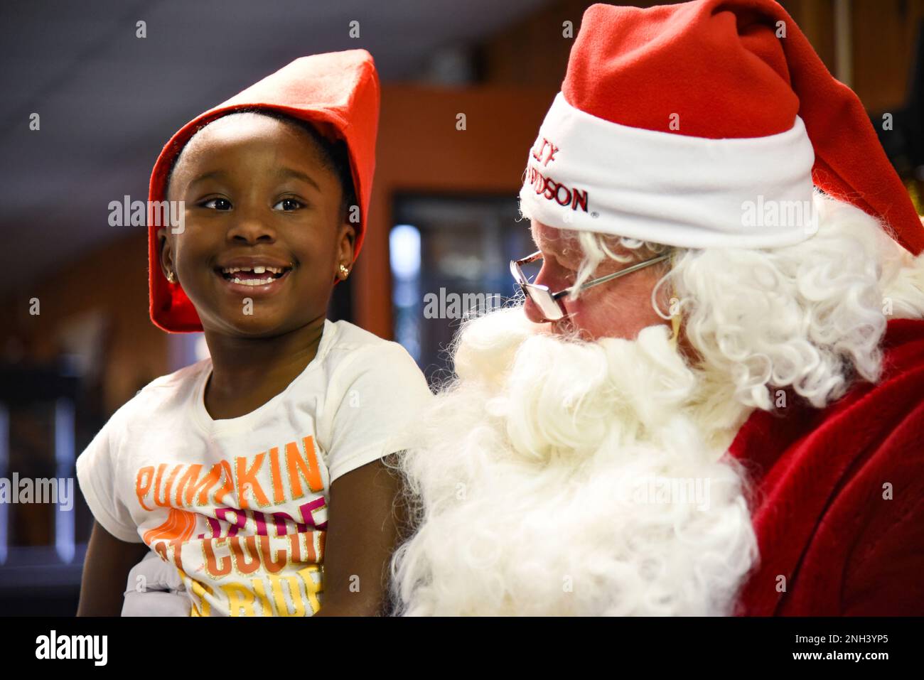 Santa visits the kids of the 117th Air Refueling Wing at Sumpter Smith ...