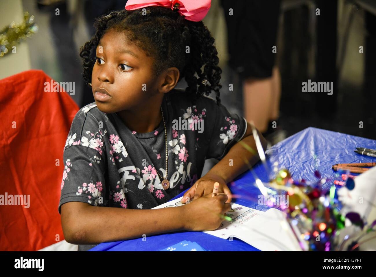 Santa visits the kids of the 117th Air Refueling Wing at Sumpter Smith ...