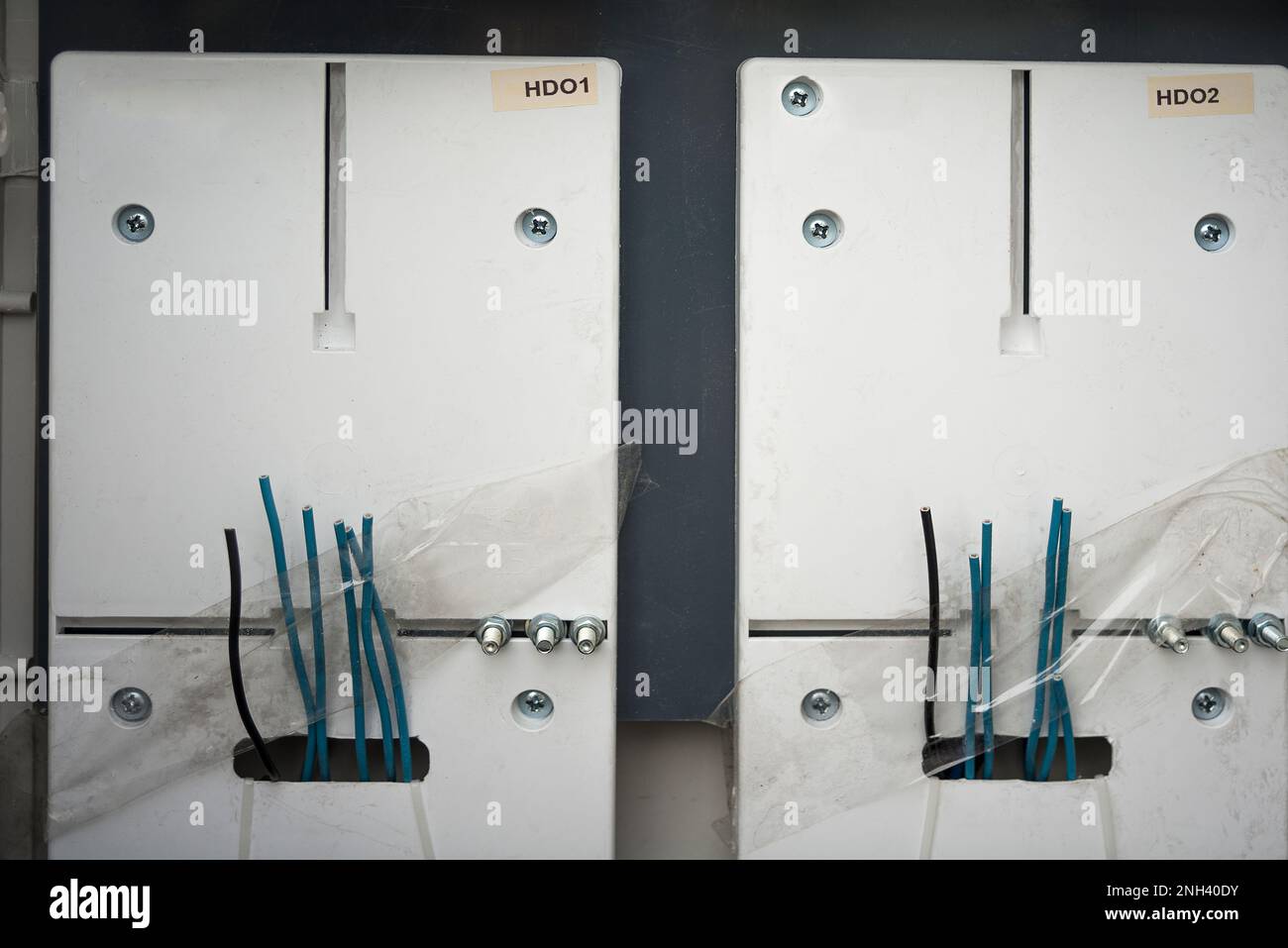 Disconnected and taken away electric meter of non payer. Defaulter ...