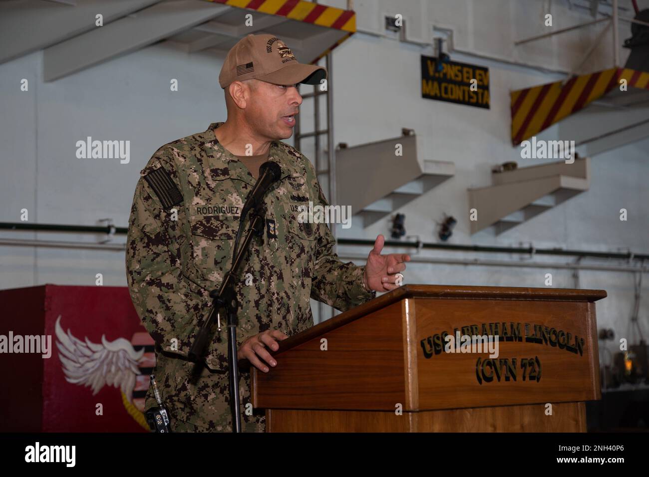 221210-N-ON253-1005 PACIFIC OCEAN (Dec. 10, 2022) Command Master Chief ...