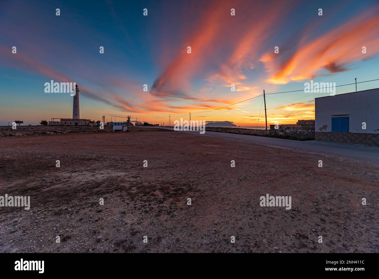 Lighthouses in sicily hi-res stock photography and images - Alamy