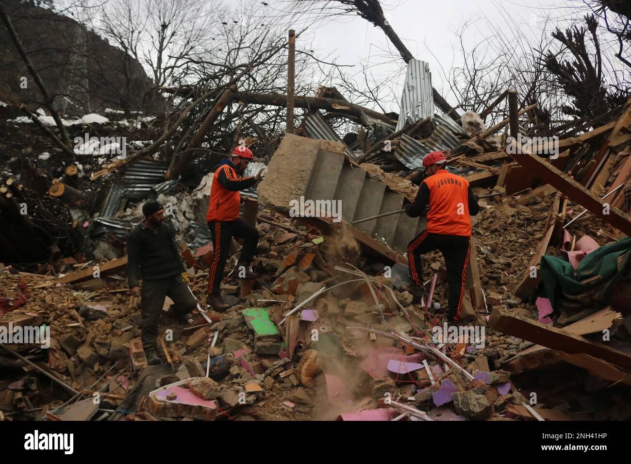 Non Exclusive: February 20,2023, Srinagar kashmir, india :Officials of the National Disaster ...