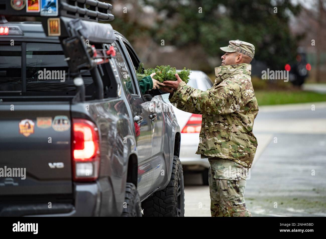 U.S. Army Sgt. 1st Class Anthony Perez, operations sergeant, Arlington ...