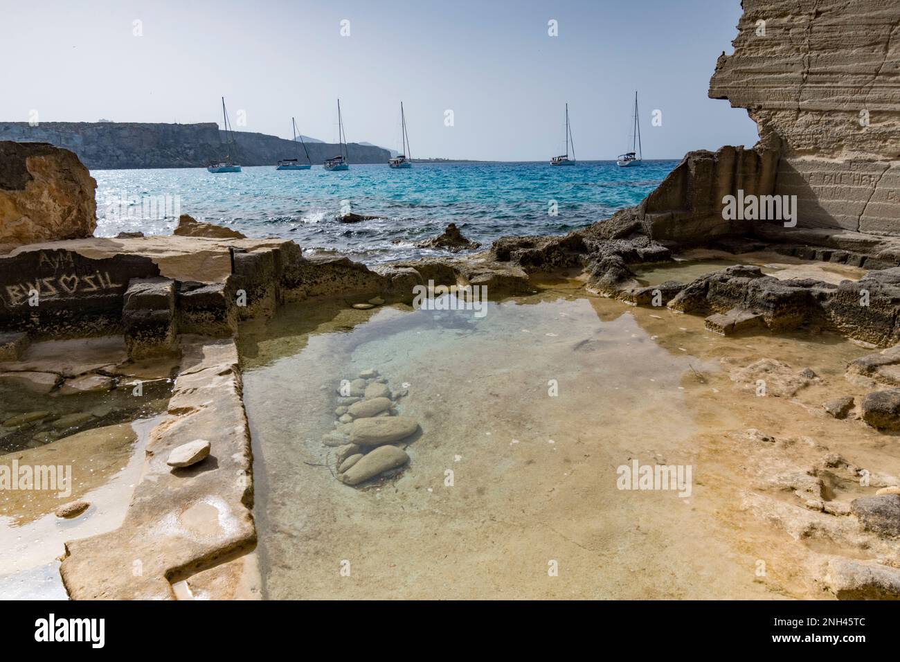Cala Rossa bay, Sicily Stock Photo - Alamy