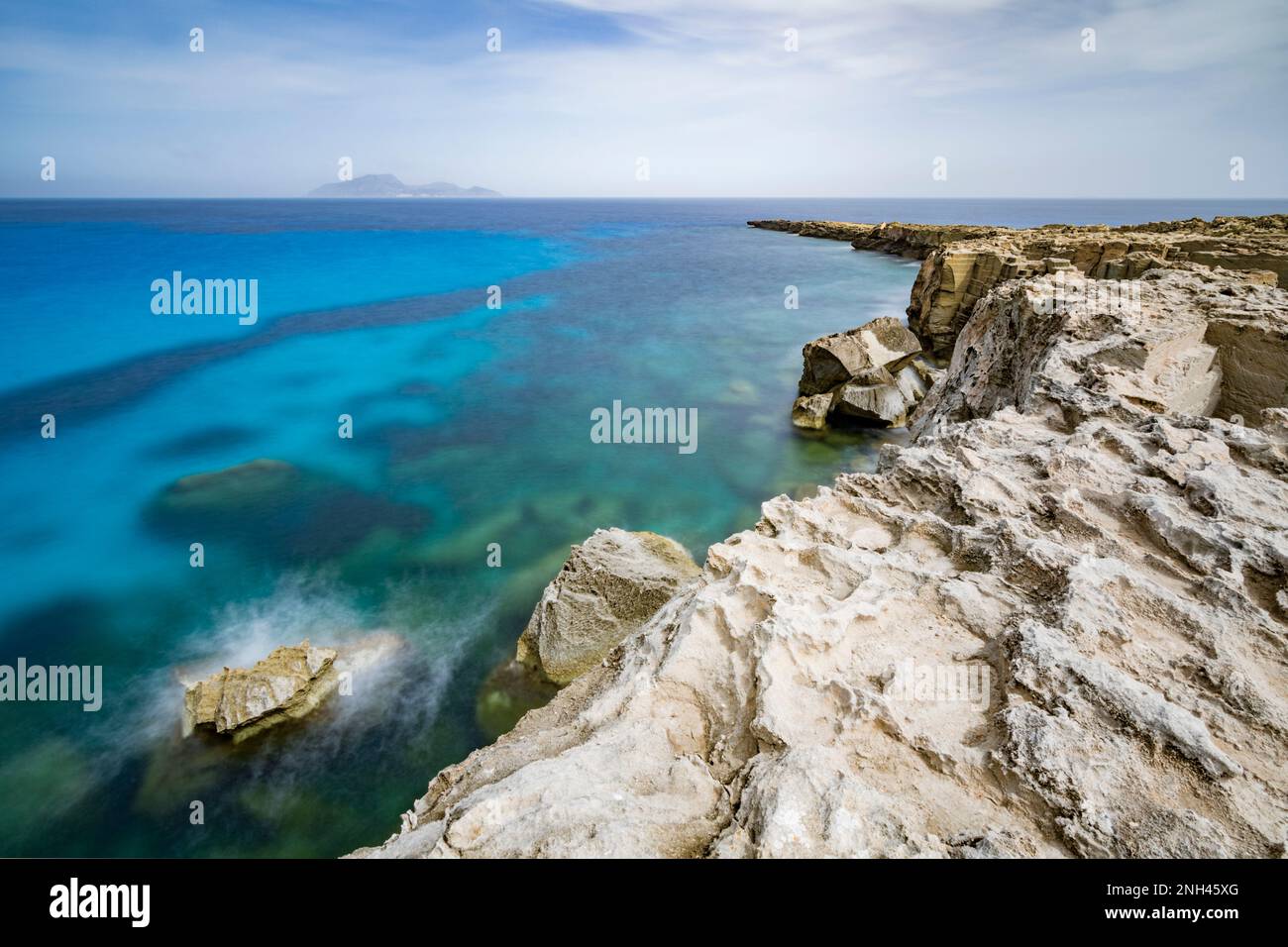 Cala Rossa beach, Sicily Stock Photo - Alamy