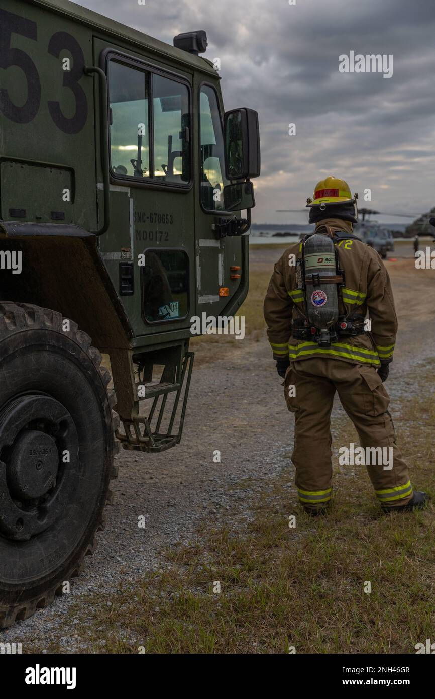 Aircraft wing support stand hi-res stock photography and images - Alamy