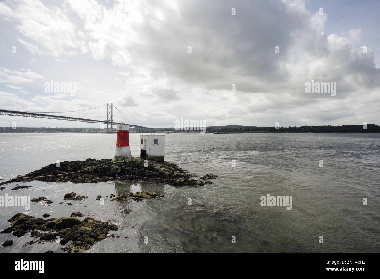 Beamer Rock lighthouse in the Firth of Forth in 2008, the lighthouse ...