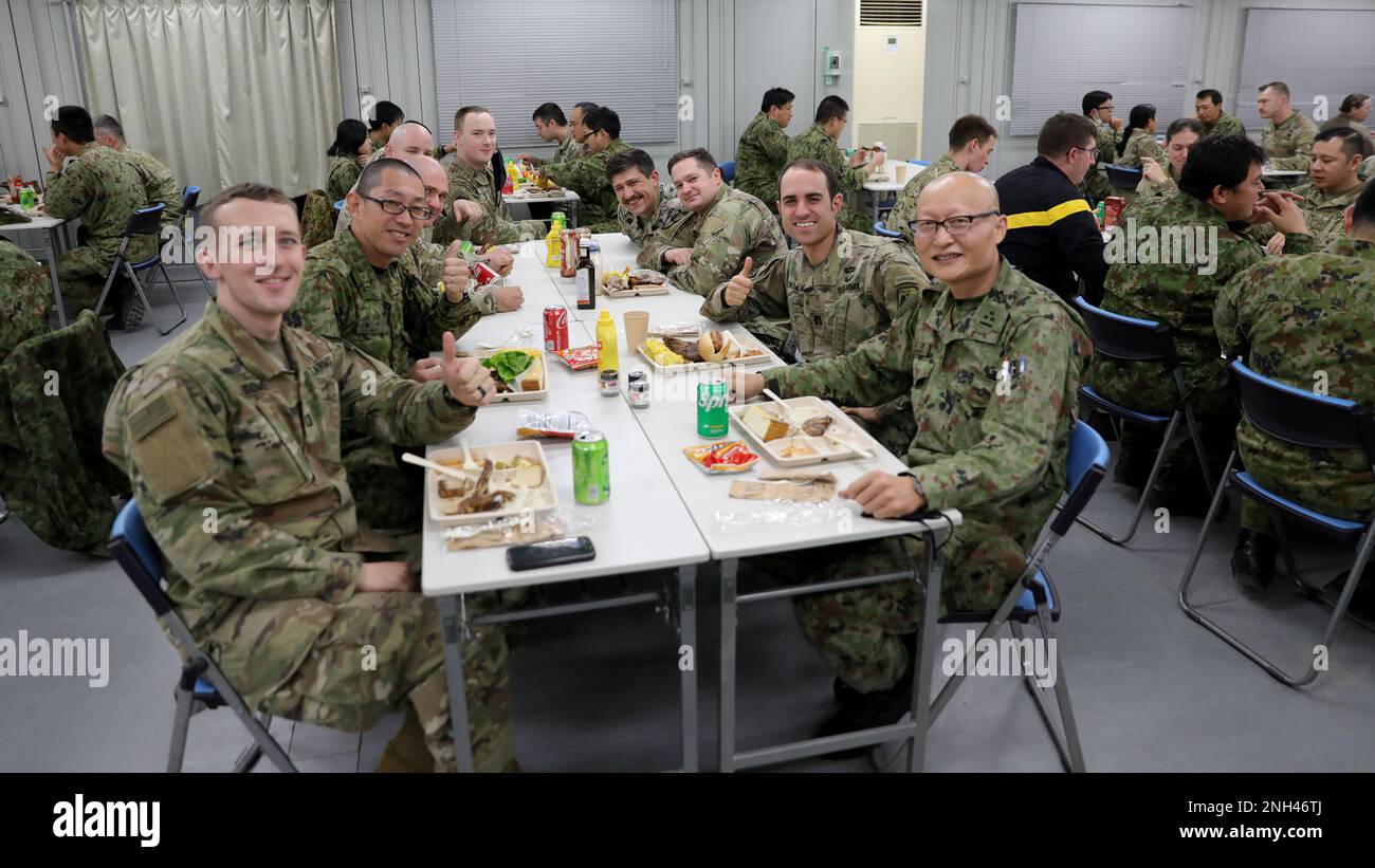 U.S. Army Soldiers and Japan Ground Self-Defense Force (JGSDF) members ...