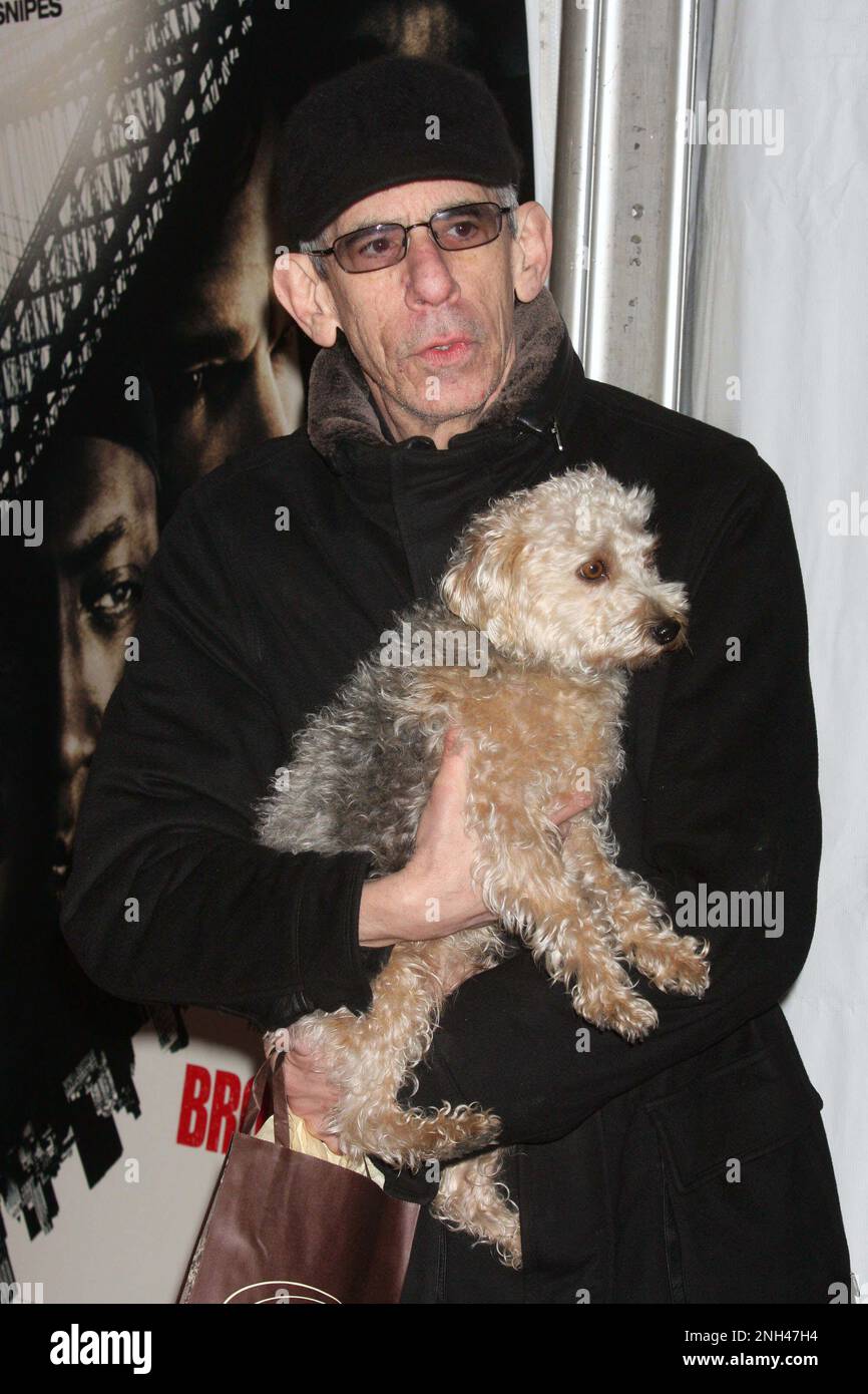 Richard belzer dog hi-res stock photography and images - Alamy