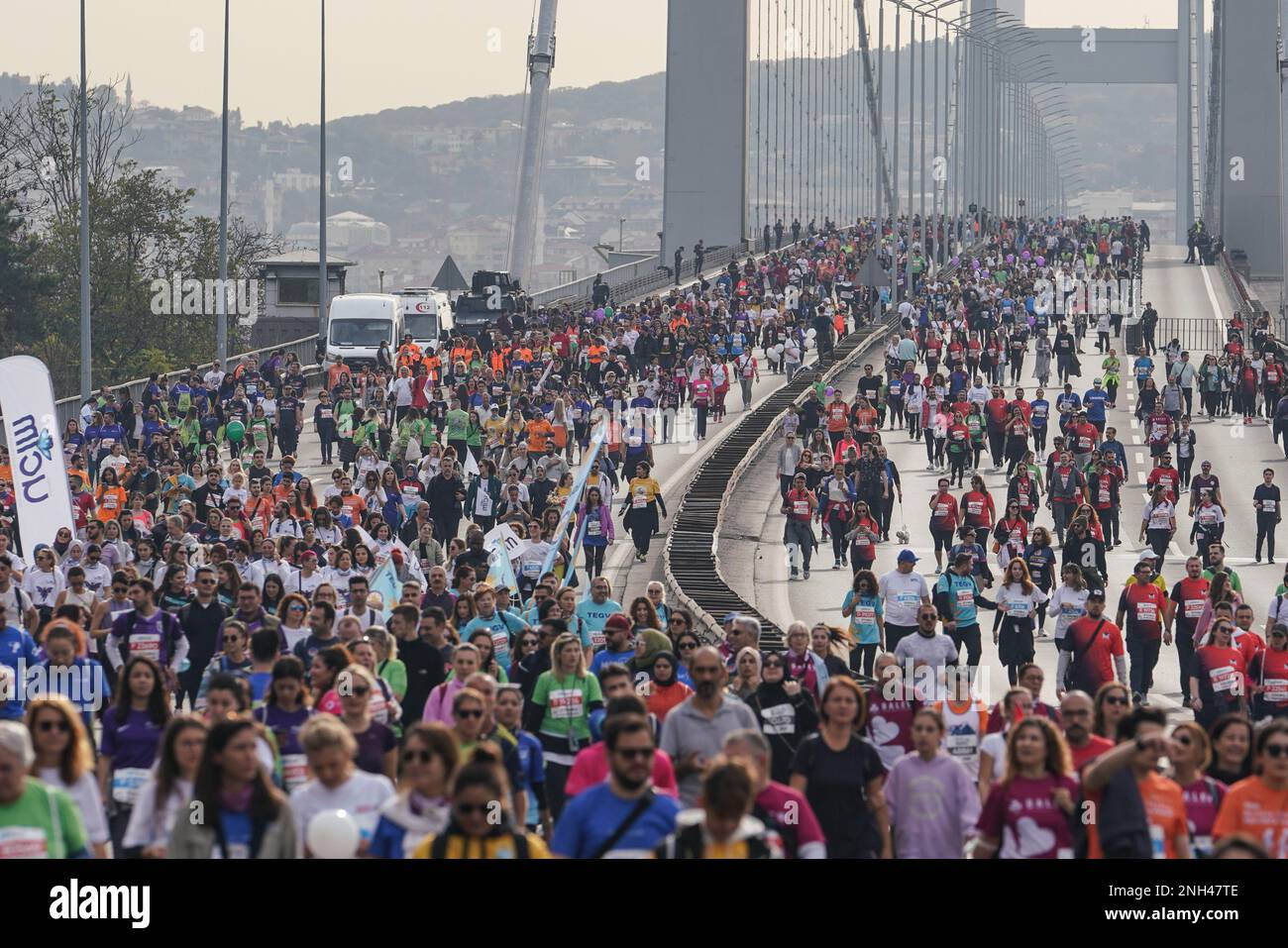 ISTANBUL, TURKEY - NOVEMBER 06, 2022: Athletes running in 44. Istanbul ...