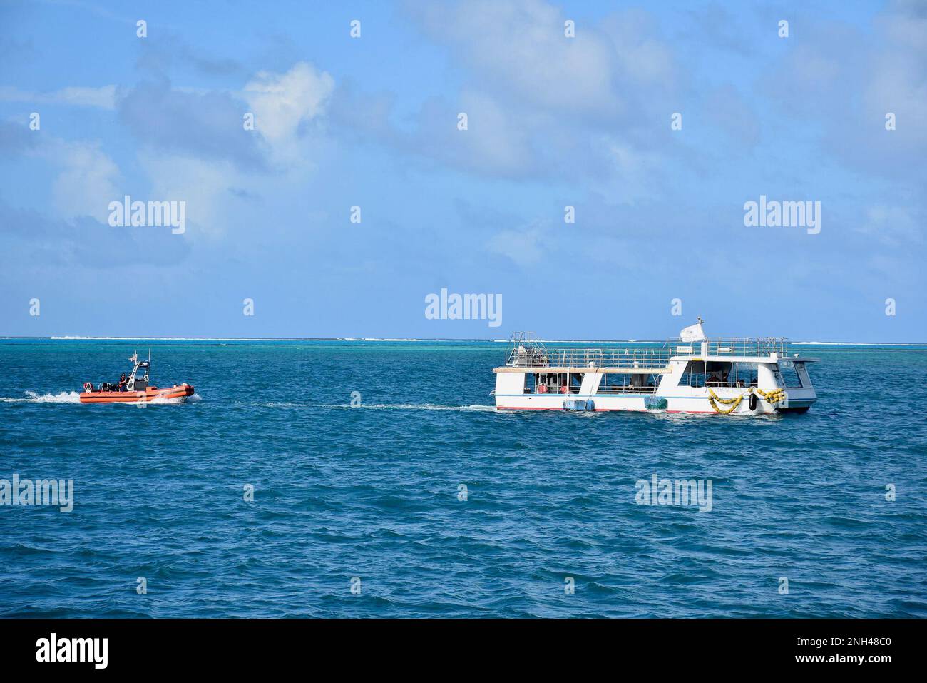 Maritime Safety and Security Team Honolulu boarding team personnel ...