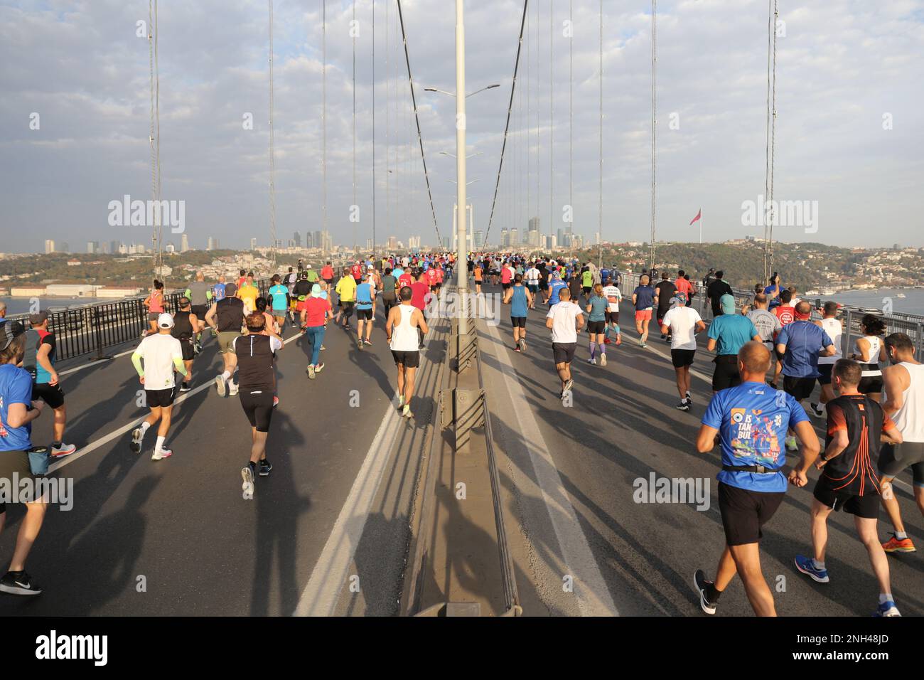 ISTANBUL, TURKEY - NOVEMBER 06, 2022: Athletes running in 44. Istanbul ...