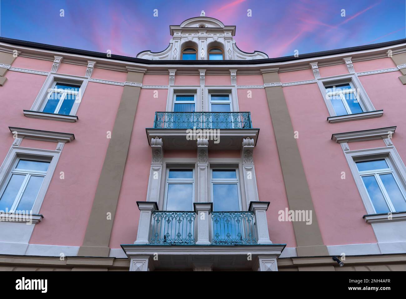 Historic tenement house, neo-Renaissance from 1892, Erlangen, Middle ...