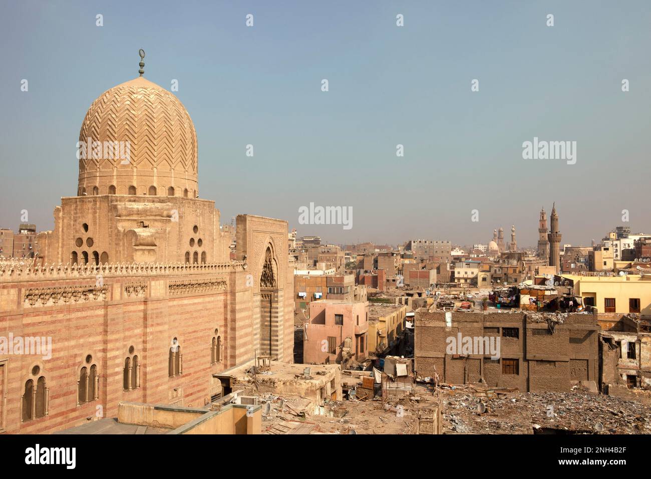 Old building downtown cairo hi-res stock photography and images - Alamy