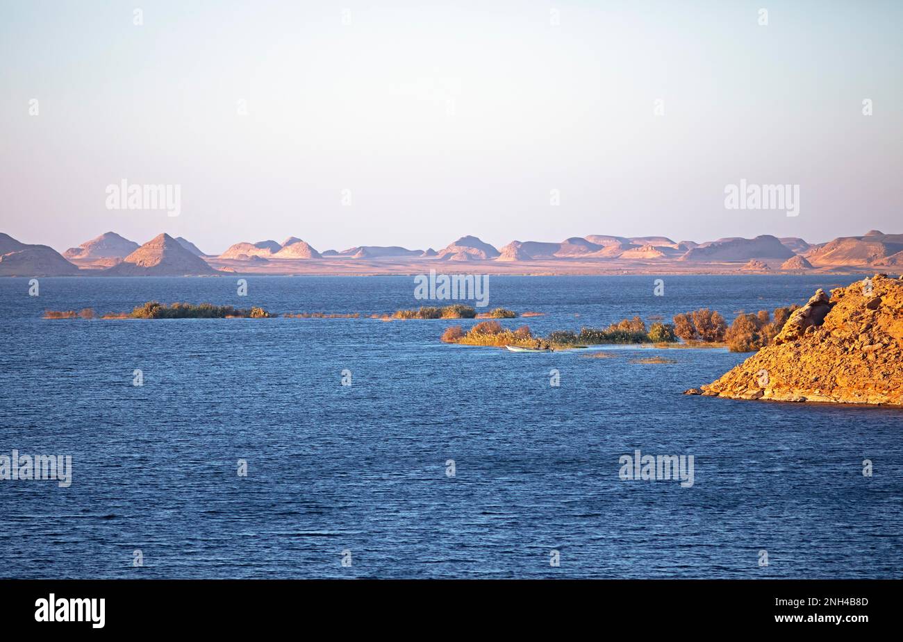 Lake Nasser, reservoir, Nubian Desert behind, Egypt Stock Photo - Alamy