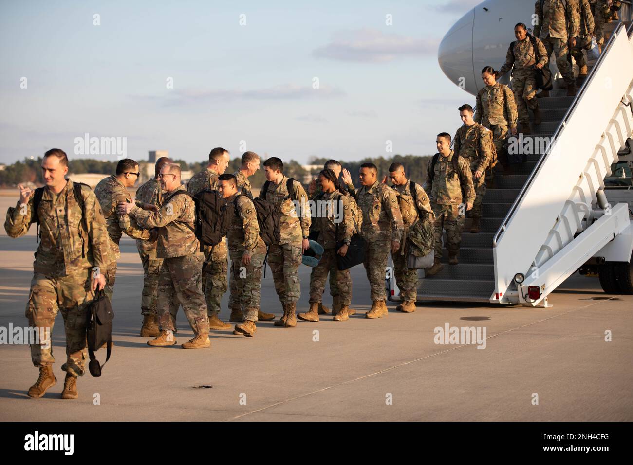 330th movement control battalion hi-res stock photography and images ...