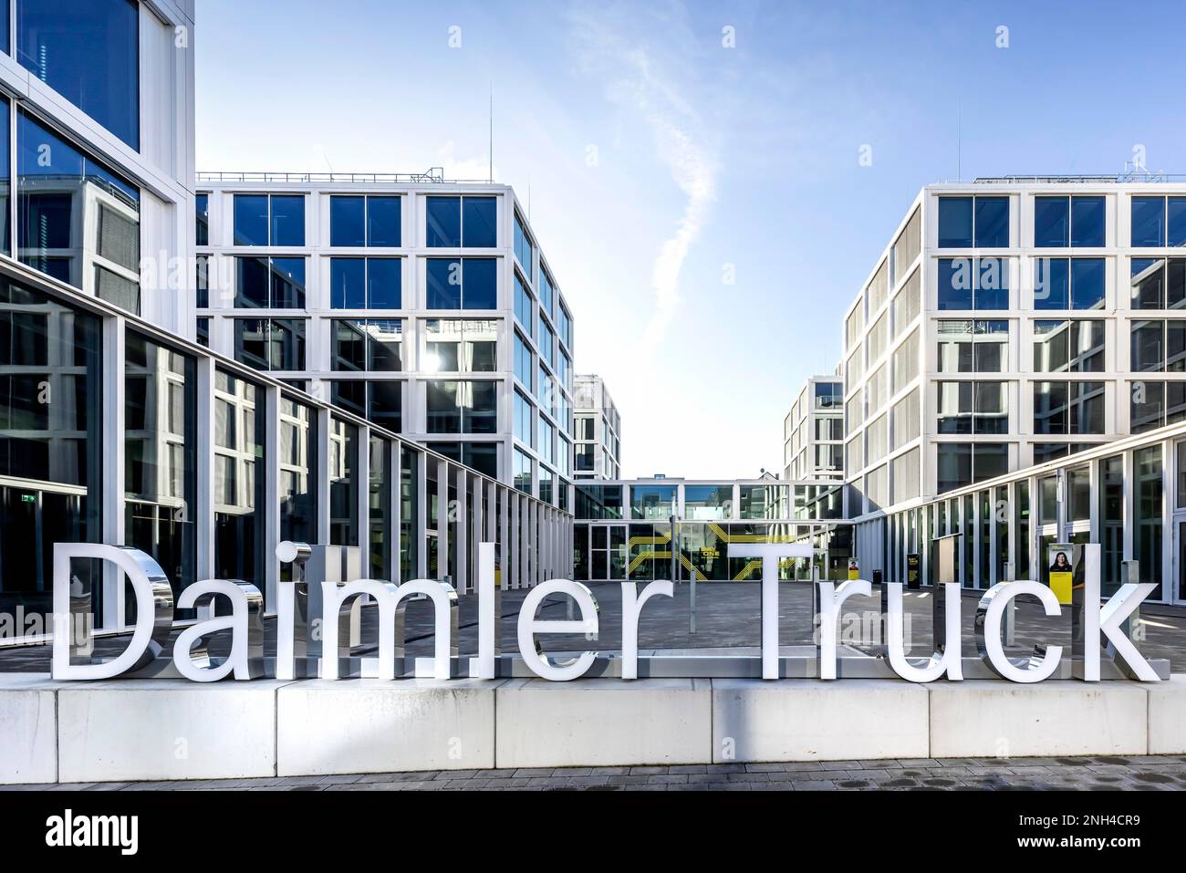 Daimler Truck AG, Headquarters in Leinfelden-Echterdingen, Campus ... Daimler Truck AG, Headquarters in Leinfelden-Echterdingen, Campus ...