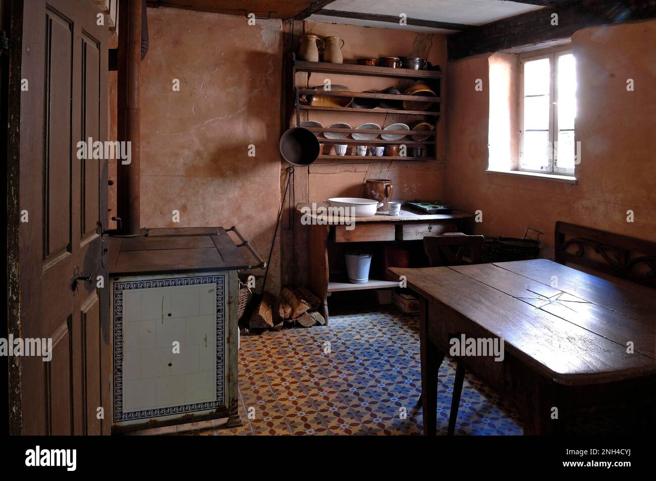 1900s kitchen hi-res stock photography and images - Alamy