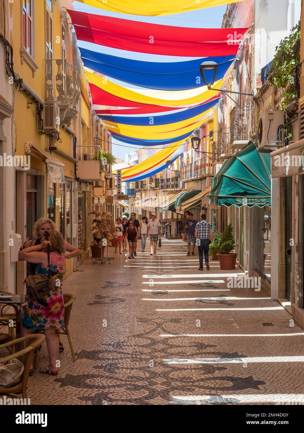 Algarve people hi-res stock photography and images - Alamy