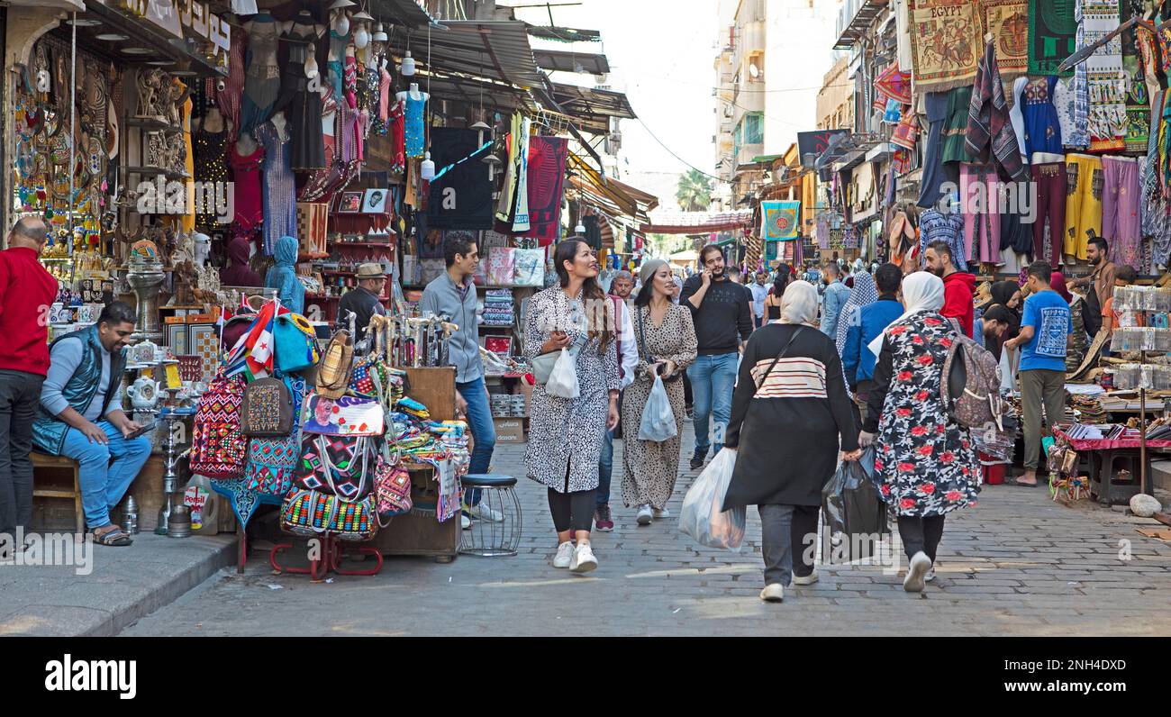 Khan el Khalili Bazaar, Old City, Cairo, Egypt Stock Photo - Alamy