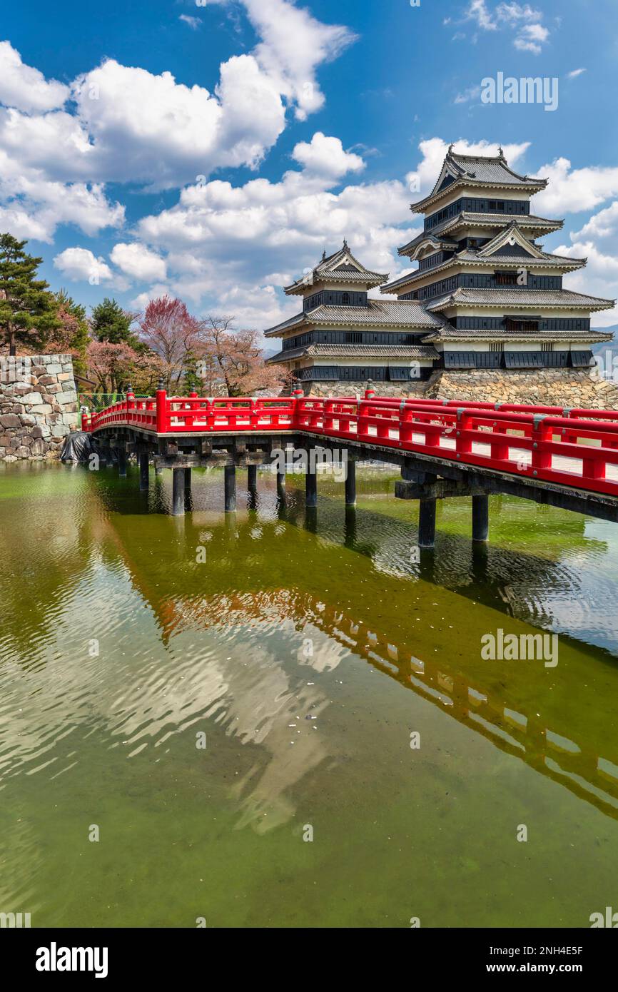 Pagoda castle hi-res stock photography and images - Alamy