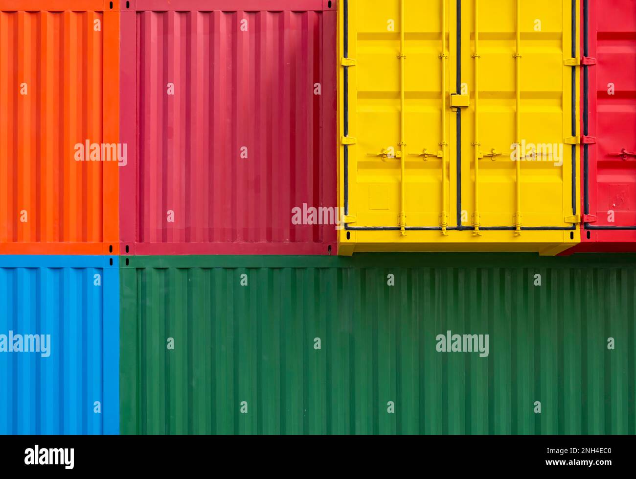 Doha Containers Yard, Box Park, Old Doha Port, Qatar Stock Photo - Alamy