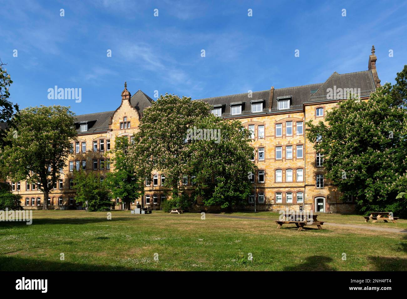 Osnabrueck University of Applied Sciences, Campus Westerberg, former Metz Barracks, Faculty of ...