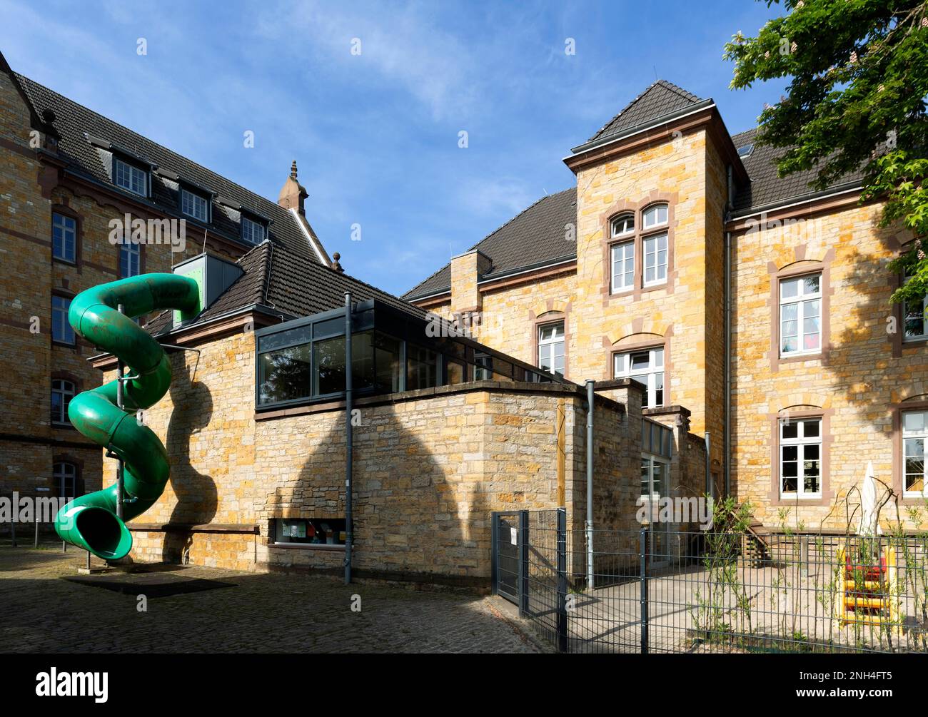 Osnabrueck University of Applied Sciences, Westerberg campus, former Metz barracks, Fingerhut ...