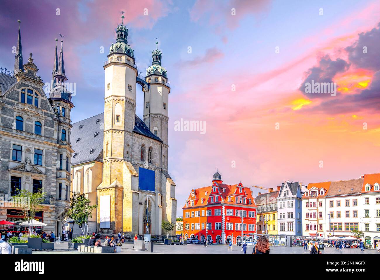 Joliot curie platz in halle an der saale hi-res stock photography and ...