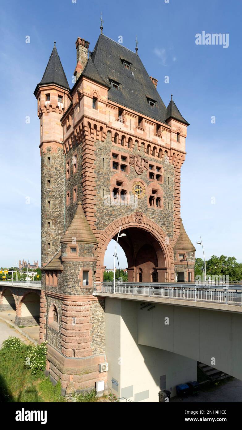 Nibelungen bridge tower hi-res stock photography and images - Alamy