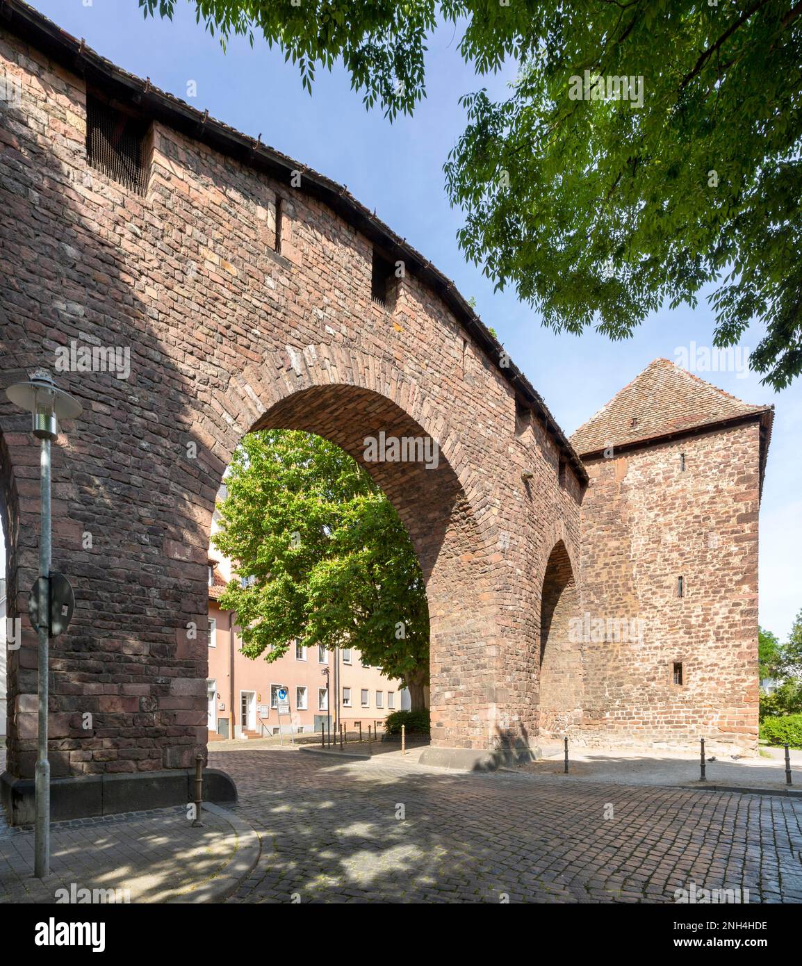 Section of the former city wall with executioners tower and Raschitor ...