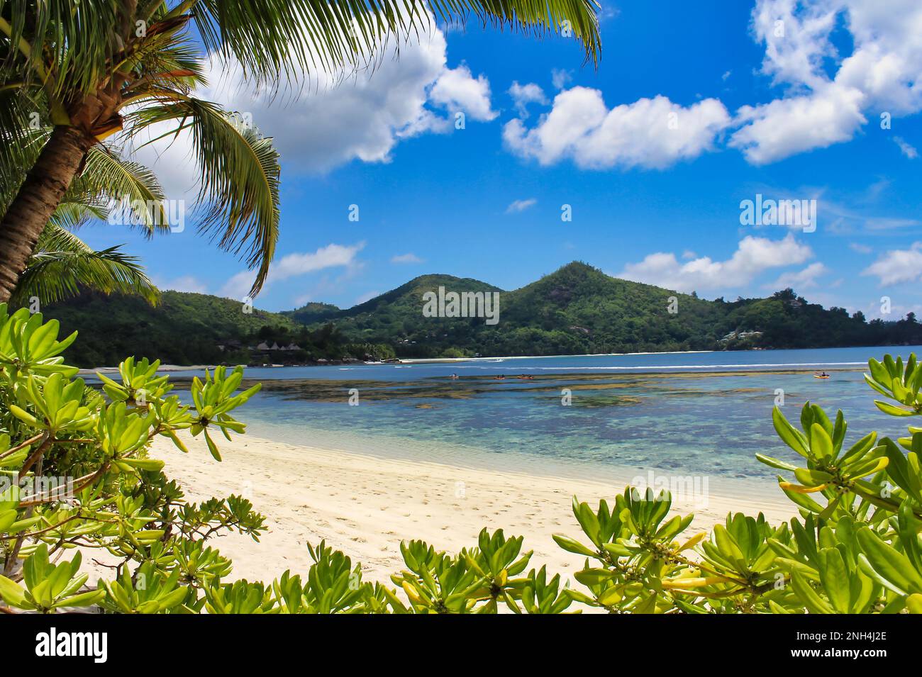 Stunning views of the tropical beach at Baie Lazare, Mahe Island ...