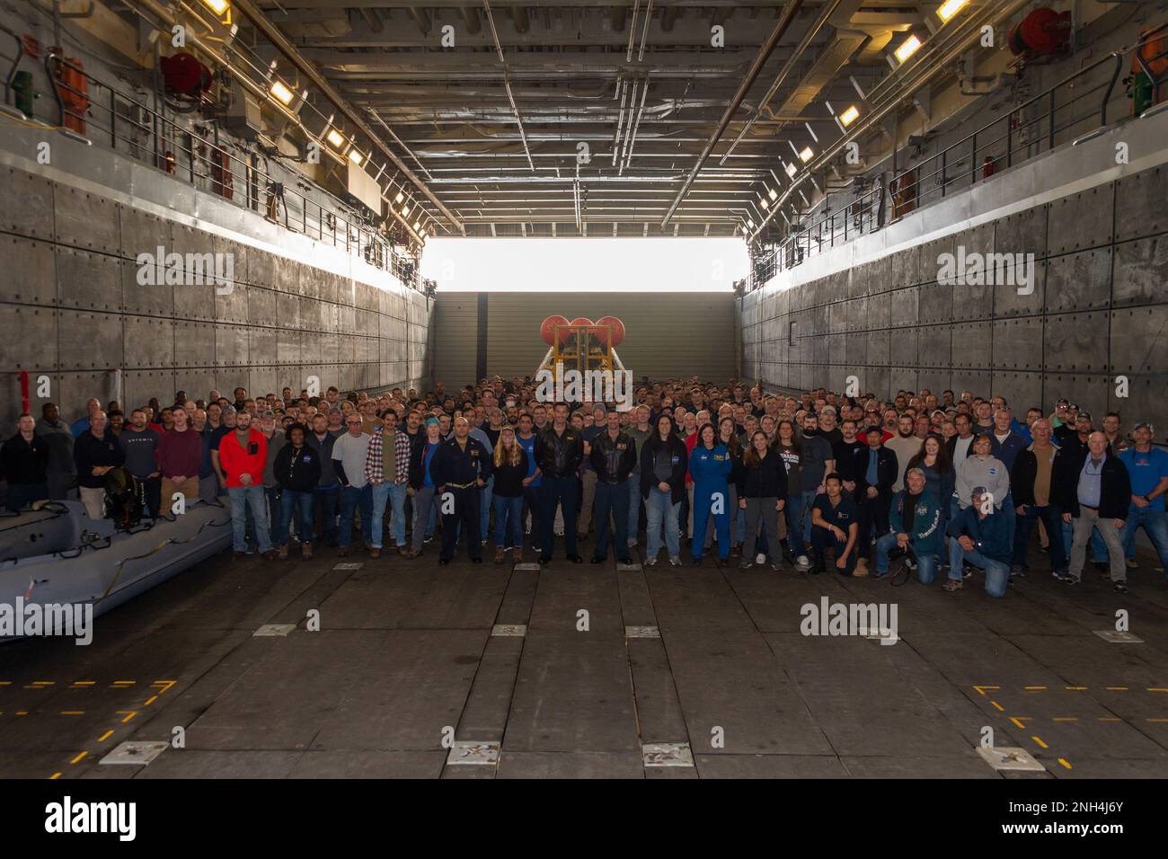 221212-N-VQ947-1043 PACIFIC OCEAN (Dec. 12, 2022) The crew of ...