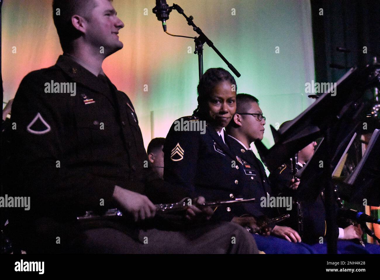 Soldiers from the U.S. Army Maneuver Center of Excellence Band ...