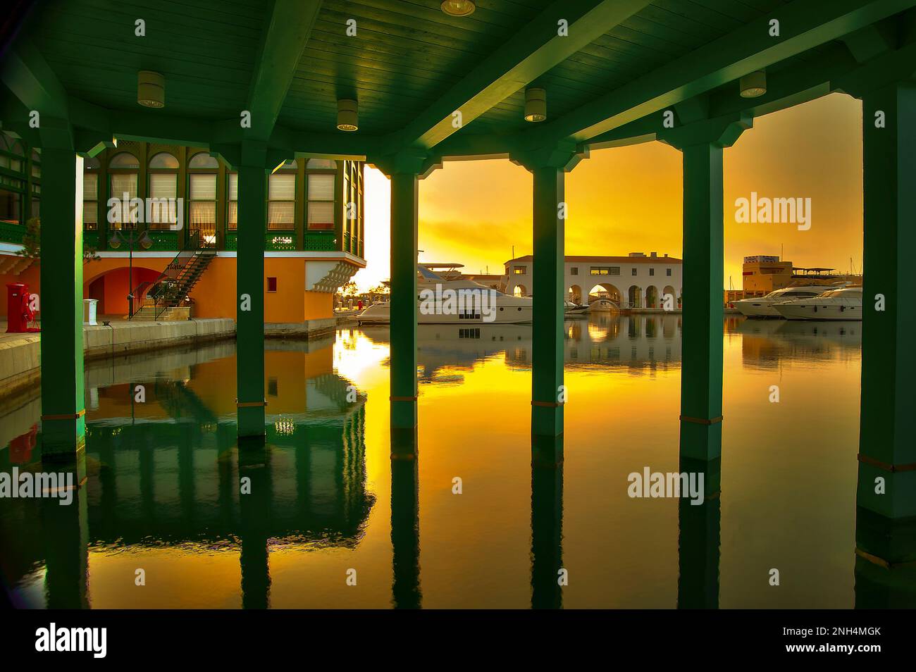 Limassol new pier Stock Photo - Alamy