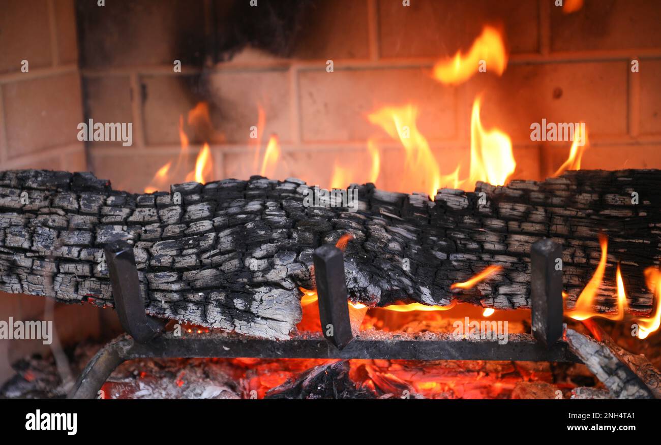 Wood burning beautiful flames close hi-res stock photography and images ...