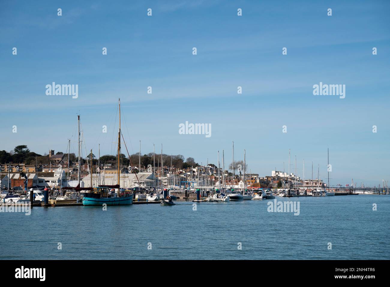 South dock isle of docks hi-res stock photography and images - Alamy