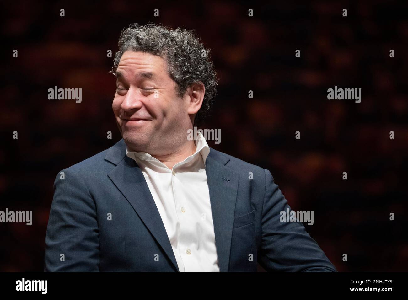 Gustavo Dudamel is introduced as the New York Philharmonic's 27th music ...