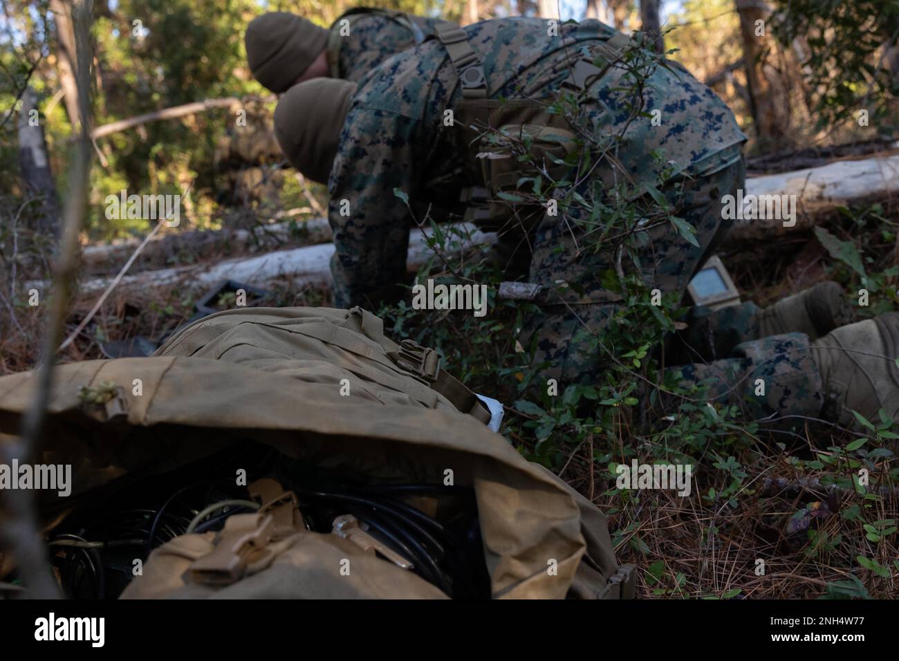 U.S. Marines with Ground Sensor Platoon, Intelligence section 26th ...