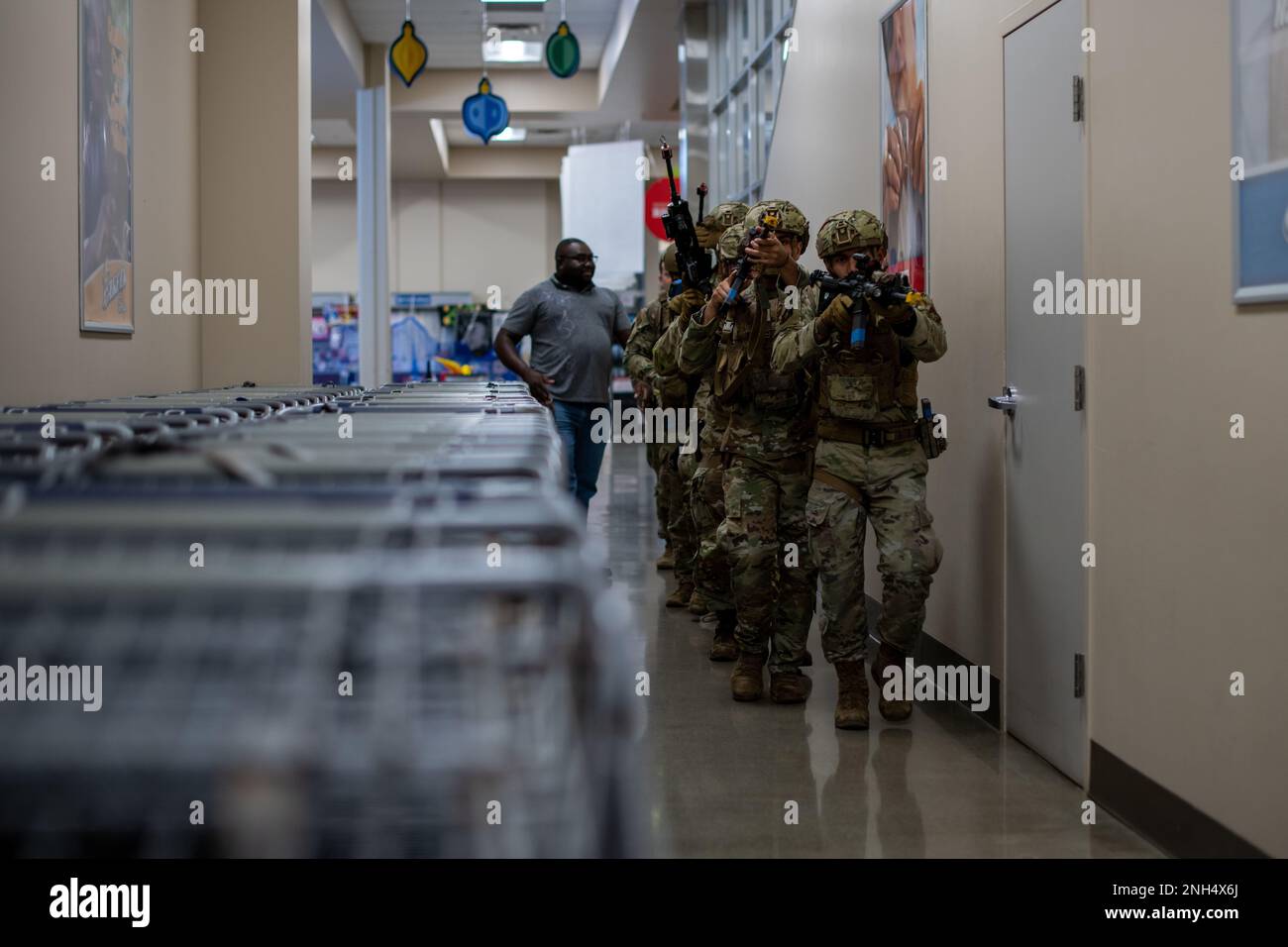18th Security Forces Squadron defenders clear rooms on Kadena Air Base ...