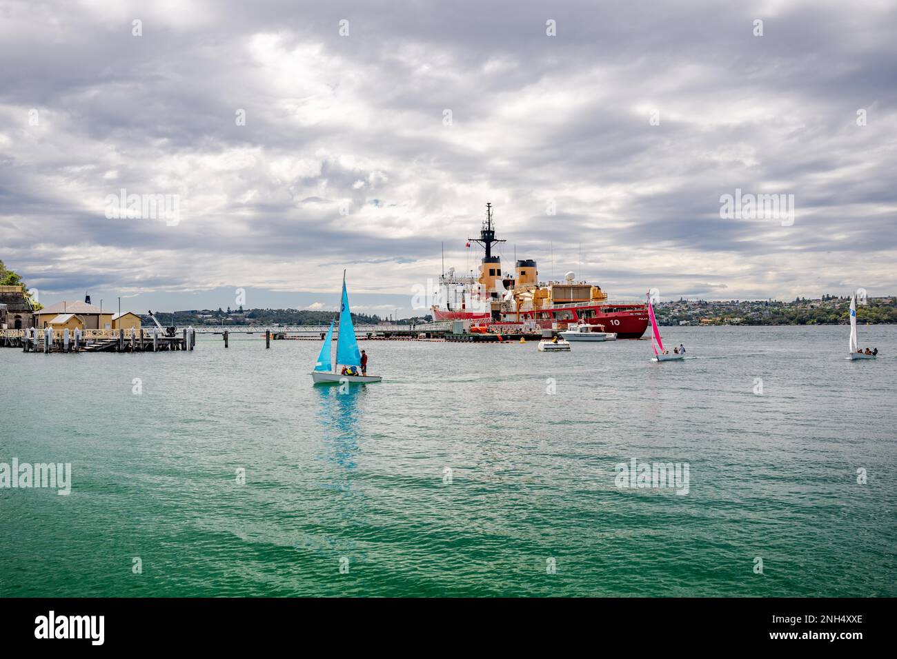 Coast Guard Cutter Polar Star (WAGB 10) moors to a fuel pier in Sydney ...