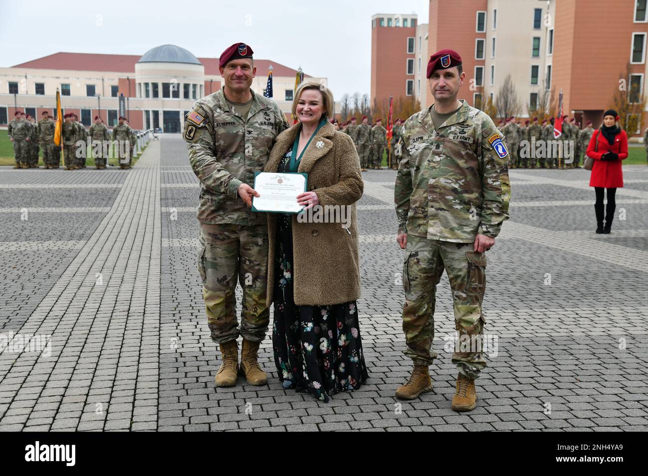 U.S. Army Col. Michael F. Kloepper, Commander of 173rd Airborne Brigade, awards the Public ...