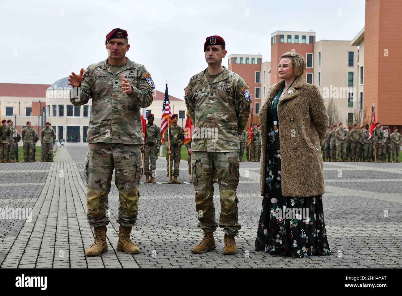 U.S. Army Col. Michael F. Kloepper, Commander of 173rd Airborne Brigade, left, outgoing Command ...