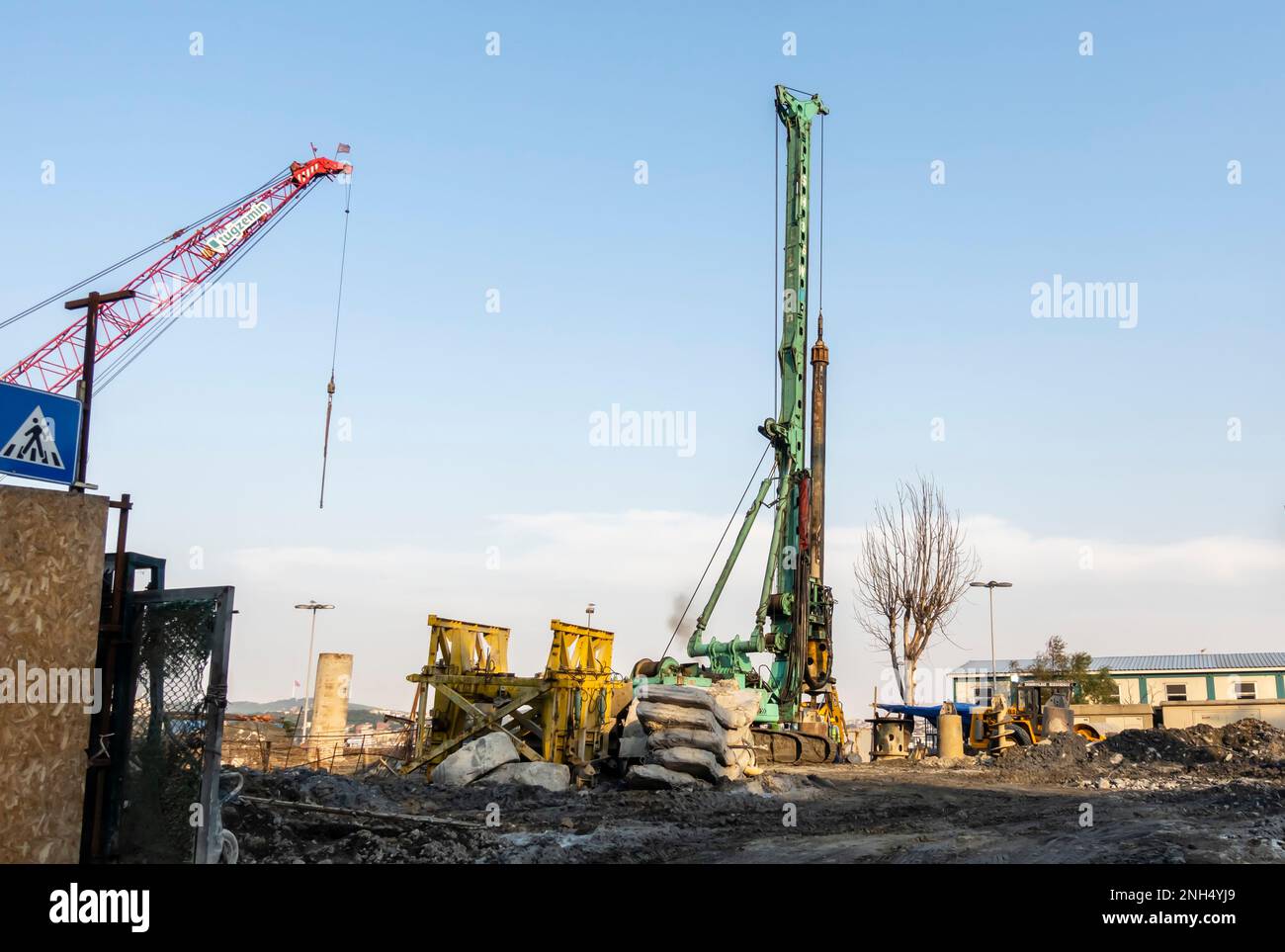 Hydraulic rotary drilling rig. Istanbul Turkey Stock Photo - Alamy