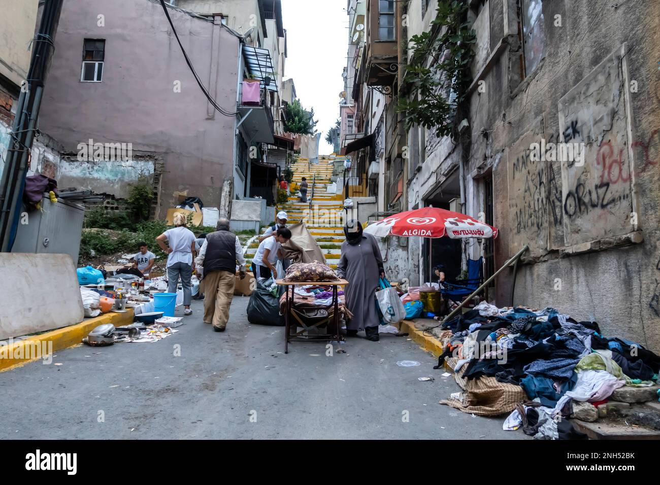 Street market in Dolapdere Beyoğlu Istanbul Turkey Stock Photo - Alamy