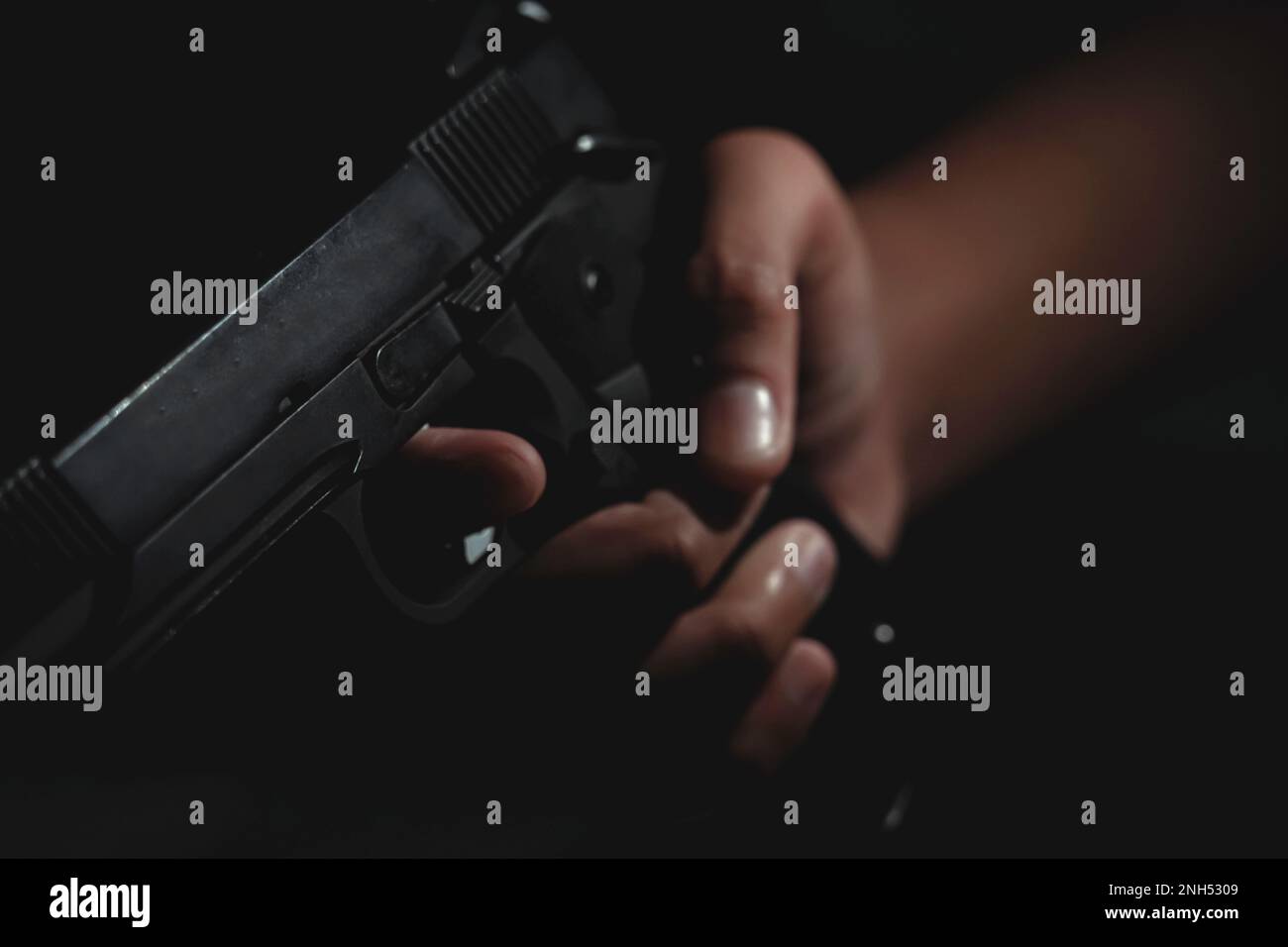 Pistol type weapon Stock Photo - Alamy