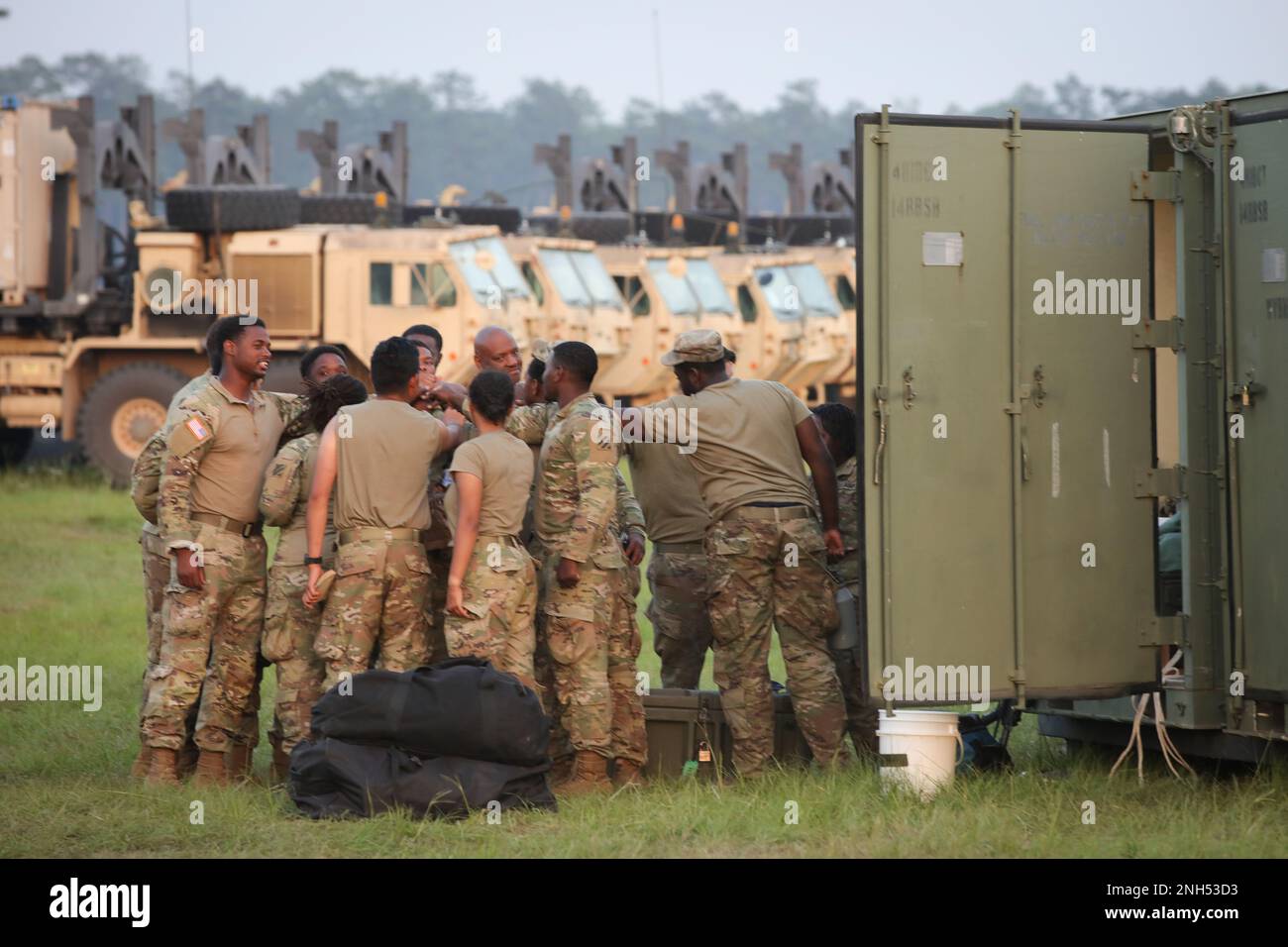 Georgia Army National Guard Soldiers assigned to the 148th Brigade ...